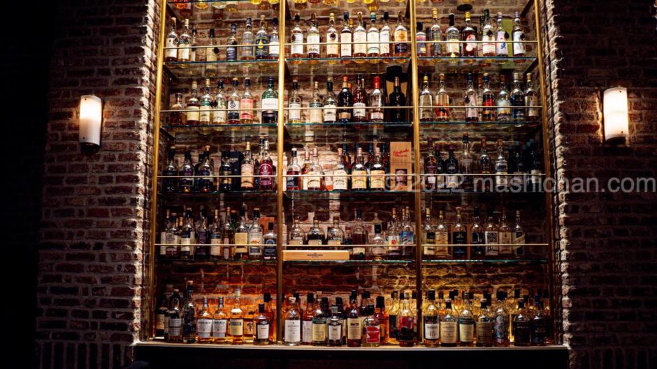 【表参道・バー】TOKYO Whisky Library 〜壁一面のウィスキーは圧巻の景色★ | ましちゃんのブログ